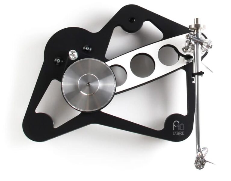 Rega P10 Reference Turntable - Moorgate Acoustics